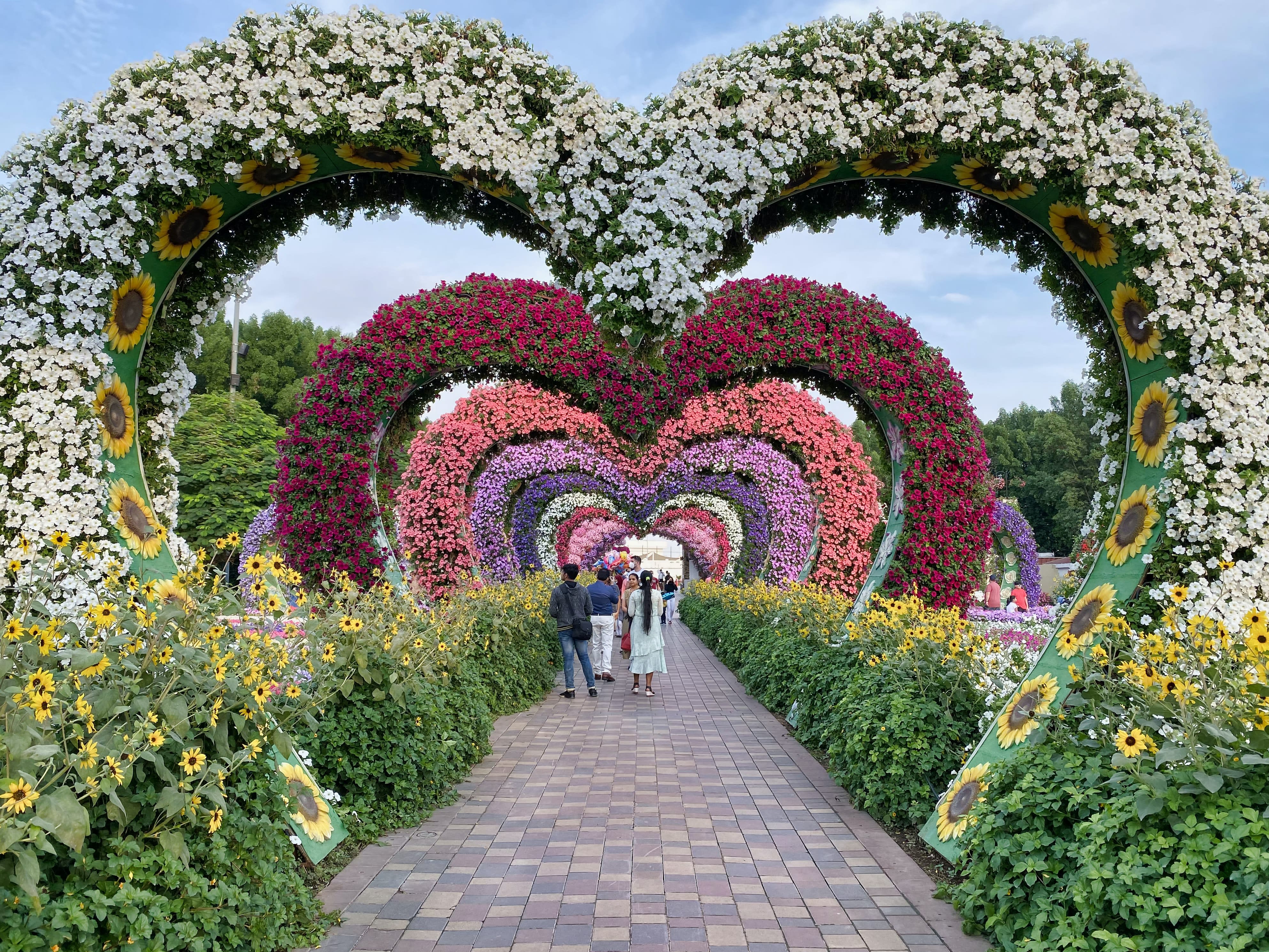 Chelsea Flower Show Dress Code: Our Ultimate Style Guide