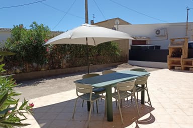 Spacious Apartment In The Heart Of Narbonne Plage - Narbona