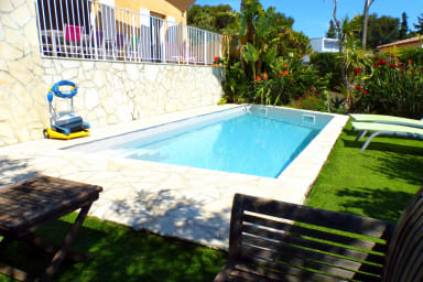 Maison Spacieuse Et Lumineuse Avec Piscine - Bandol