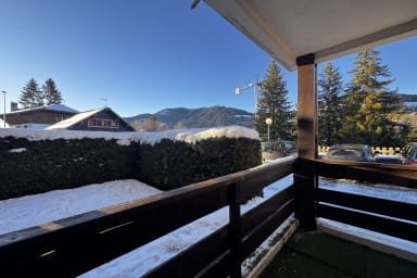 Apartment With Balconies On The Snow Front - Megève