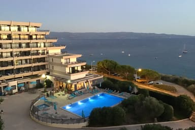 Sea View Apartment On The Ajaccio Golf Course - Ajaccio
