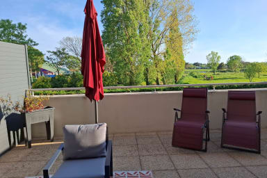 Apartment Terrace–lake View–beach 10 Min Walk Away - La Rochelle