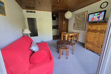 Mountain View Studio With Balcony In La Salle - La Salle-les-Alpes