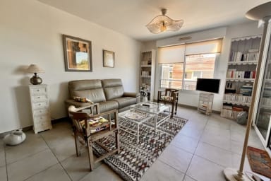 Appartement Avec Loggia Vue Chenal, Parking - ibis Styles La Rochelle Centre