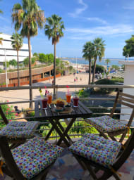 Beautiful Flat With Balcony And Sea View - Saint-Laurent-du-Var