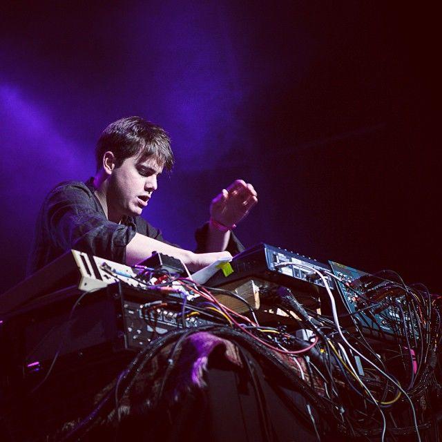 Finally learning how to do solo performances.... : r/MusicBattlestations