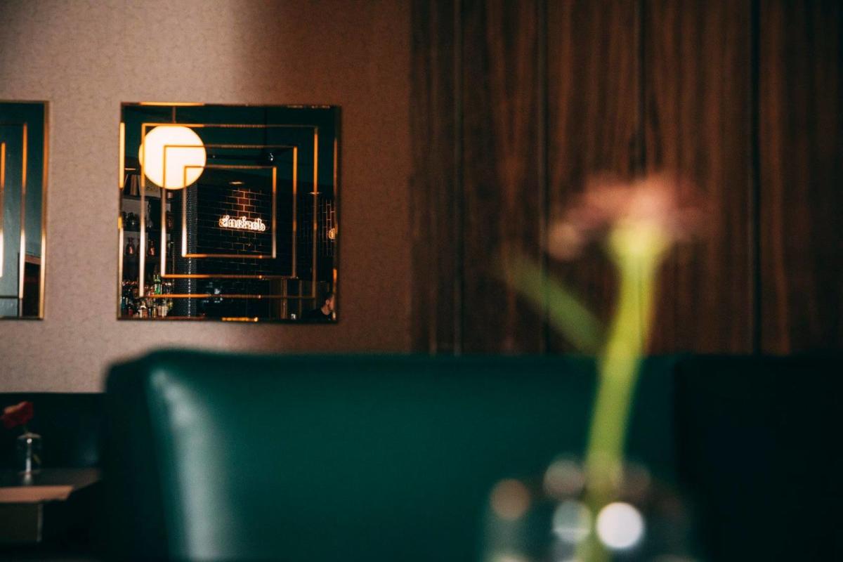 The Coziest Bars In Chicago