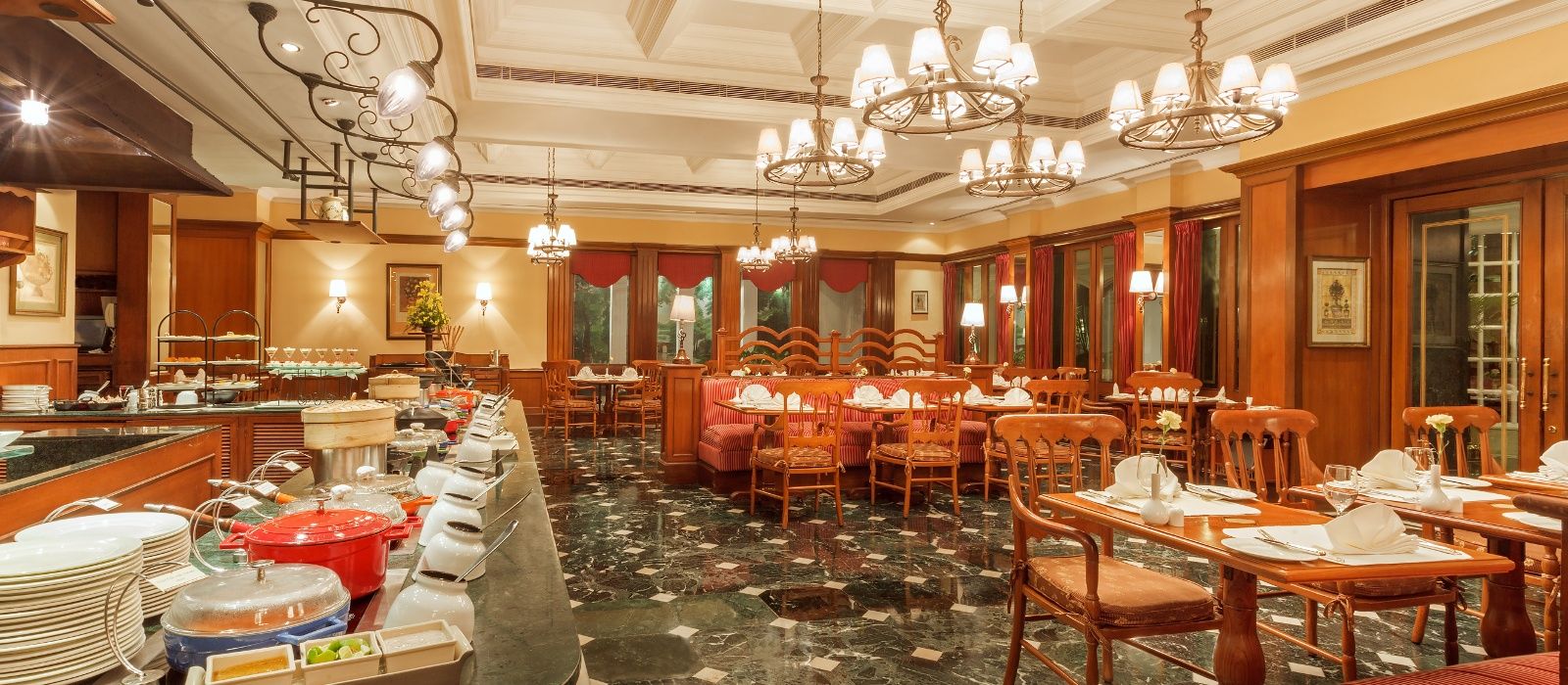 The Oberoi Grand Hotel in East India | ENCHANTING TRAVELS