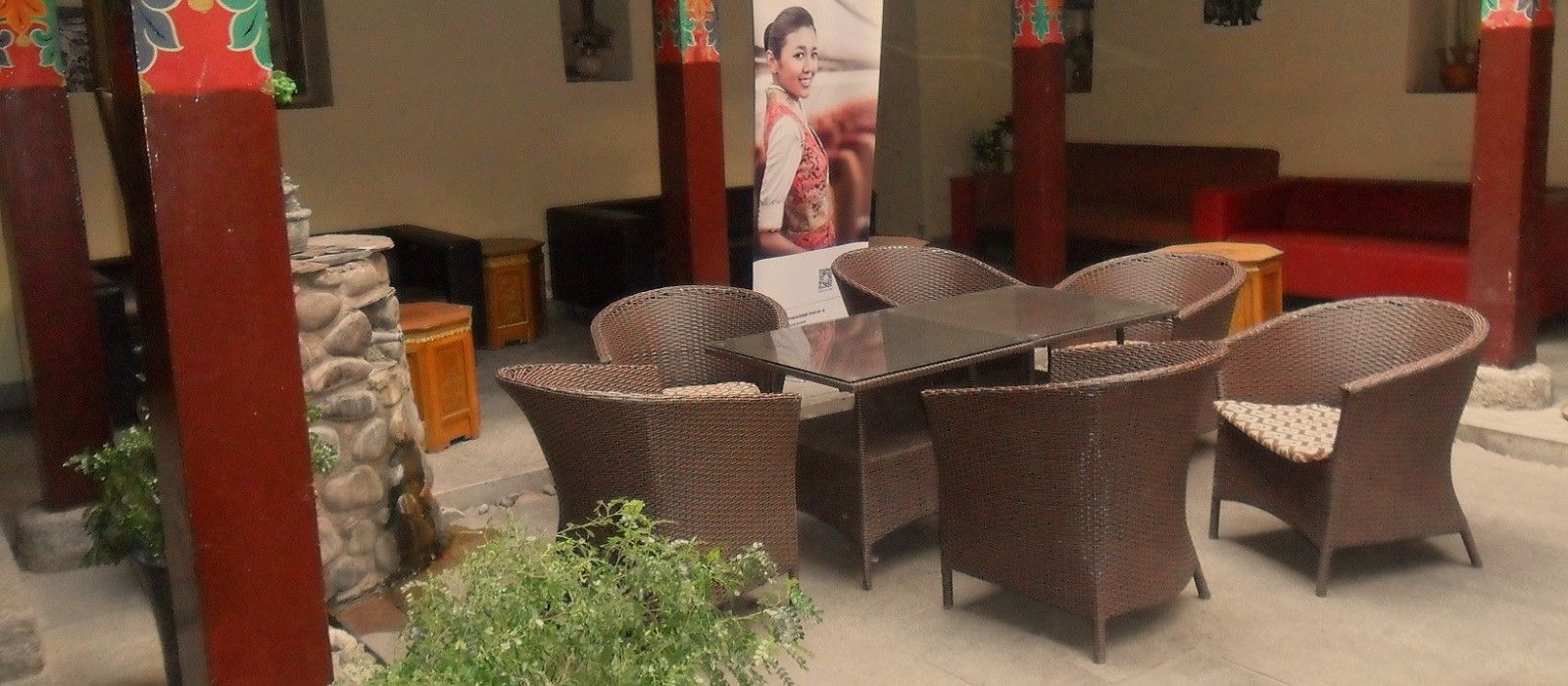 Yabshi Phunkhang Hotel in Tibet | ENCHANTING TRAVELS