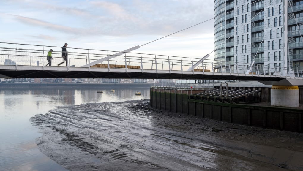 Greenwich Reach Swing Bridge - The Institution of Structural Engineers