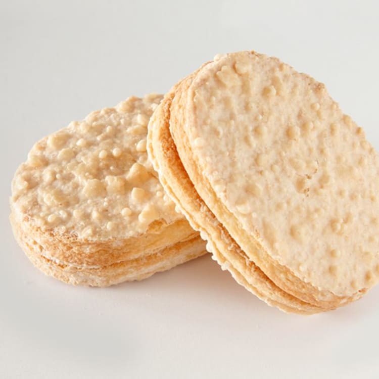 Three must shops when it comes to sweets in Fukuoka