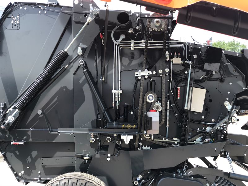 Kubota_Driveline / Baler Features / Bale Equipment / Imagebank / Kubota ...