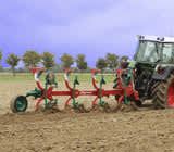 Pluhy | KVERNELAND GROUP CZECH REPUBLIC