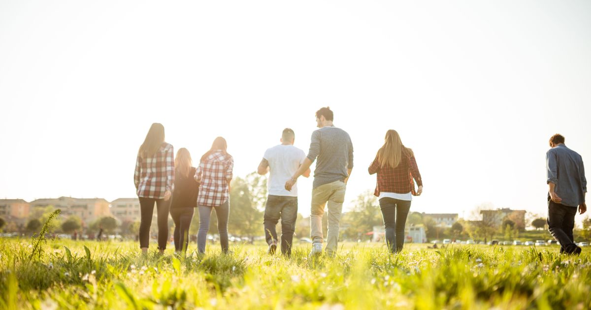 The surprising ways your friends affect your health - Sharecare