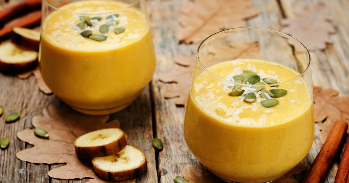 7 autumn-inspired smoothies to sip all season long | diet-nutrition ...