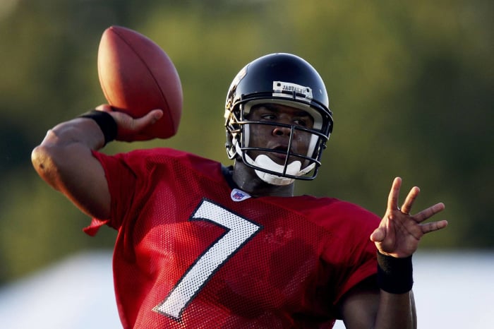 Best single-game performances by a QB in college football history ...